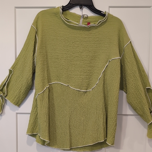 IC COLLECTION | Tops | Ic Collection Green Asymmetrical Blouse With ...